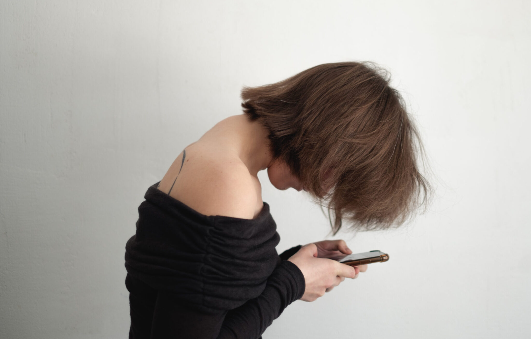 What Really Causes a Dowager’s Hump — and Can Posture Help?